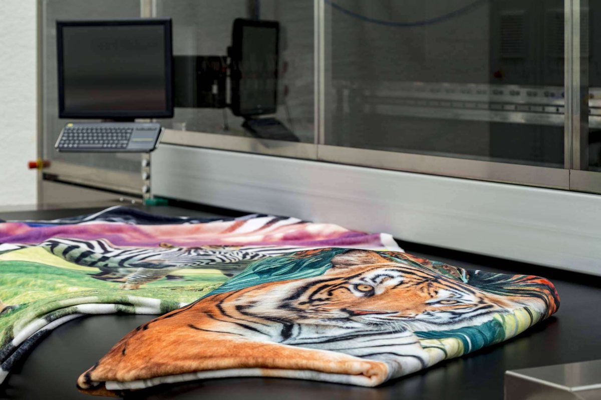 Las ventajas y características de la impresora digital textil KERAjet ...